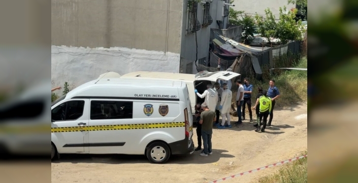 Bağcılar'da korkunç olay: Mahalledeki koku ceset çıkardı